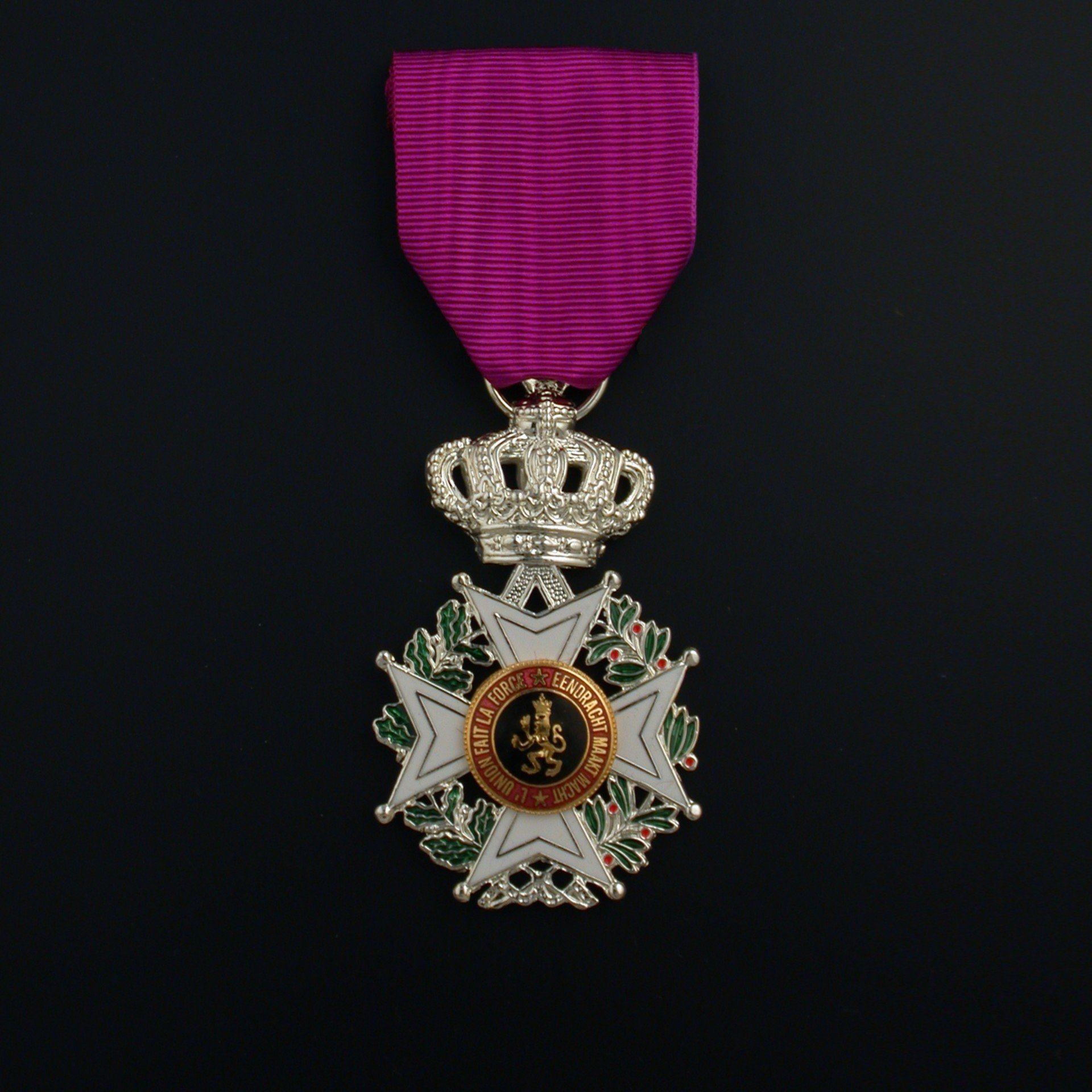 Official Belgian Decoration in the Order of Leopold: Knight Big medal
